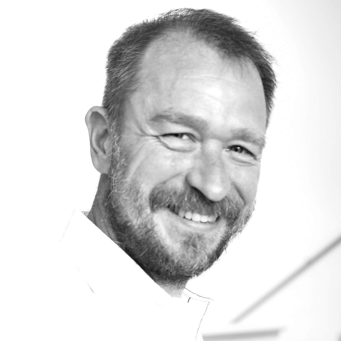 Dumbrava Vlăsiei: Casa SYAA. Șopronul reinventat – igloo